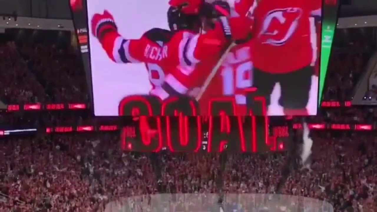 New Jersey Devils Crowd Reactions Playoffs 2018 - YouTube