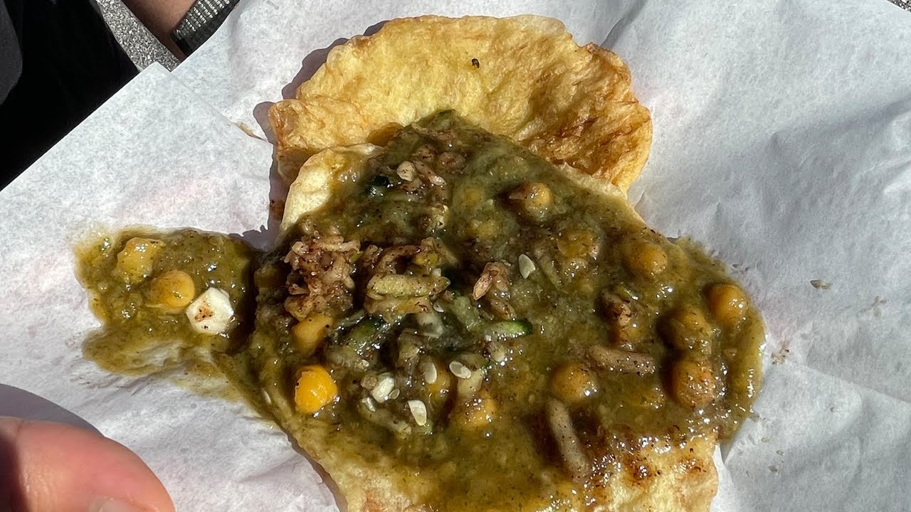 Hot Doubles from Trini Spice in Tampa FL #Shorts - YouTube