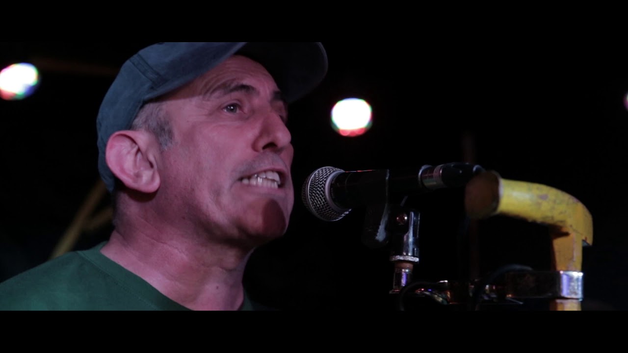 Los Berrones - 'Bienaventuraos los mansos' (Videoclip Oficial) - YouTube