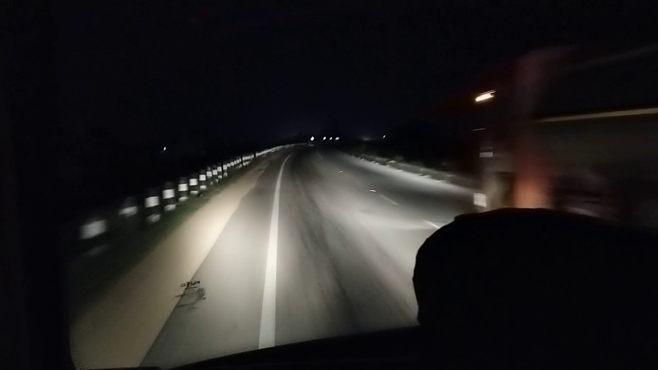 Mercedes-Benz multi axle bus top speed at NH4 Chittoor to Bangalore ...