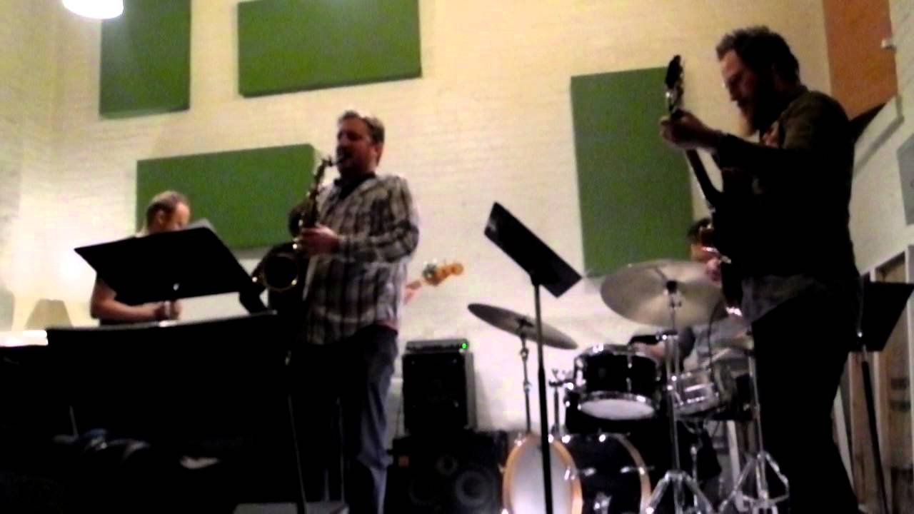 Jesse Neuman and Wolf Face: "Field" [@ ibeam, Brooklyn, 12/1/12] - YouTube
