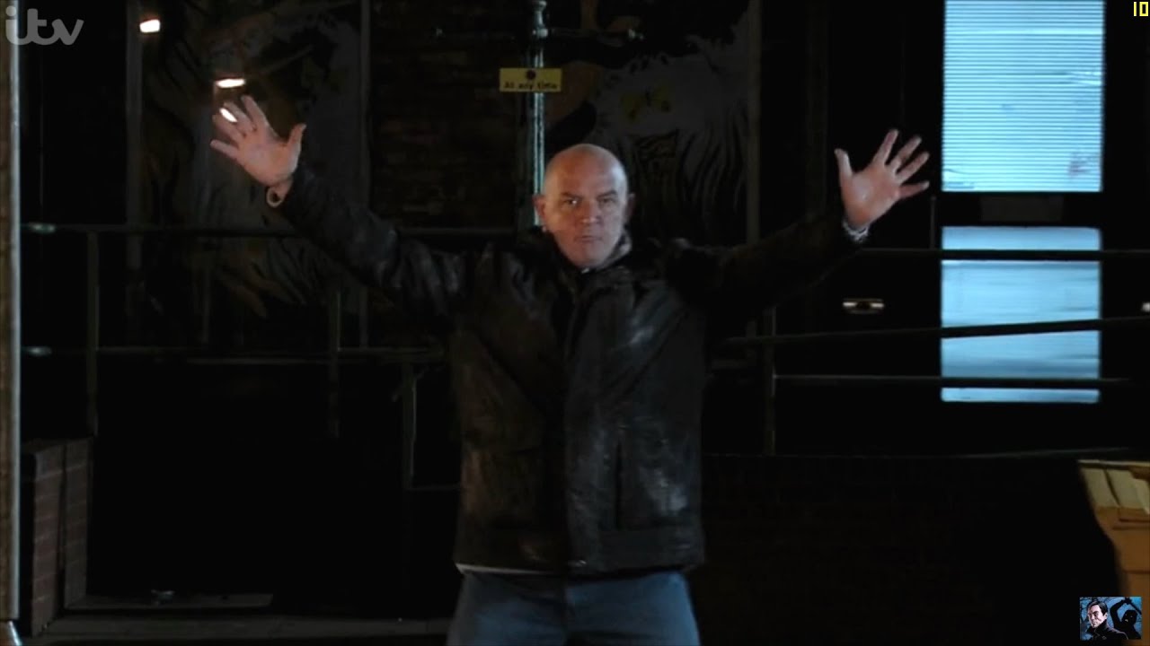 Coronation Street - Jamie Robs The Bistro & Phelan Is Back - YouTube