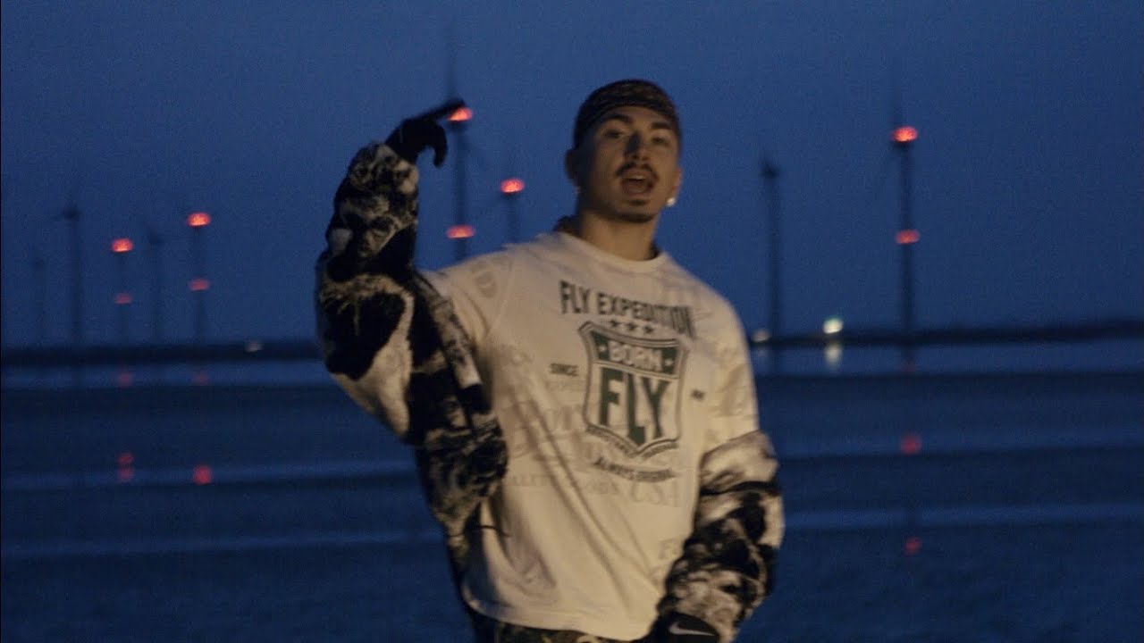 Luca Maxim - Offshore (Official Music Video) - YouTube