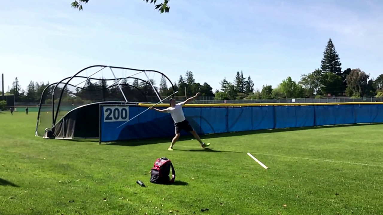 Javelin from a short approach (47m). - YouTube