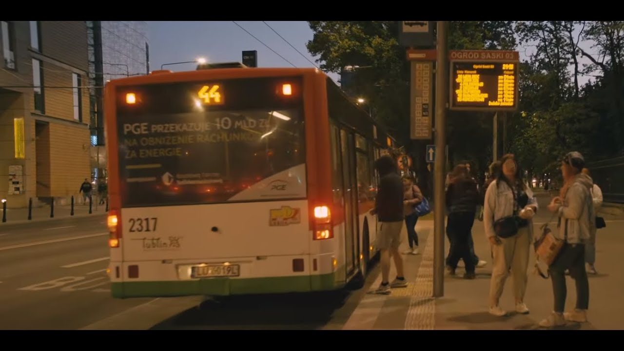 Poland, Lublin, bus 44 bus night ride from Ogród Saski to Kul - YouTube