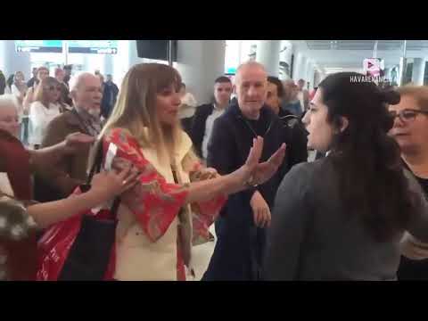 İstanbul havalimanında ✈️ Kadın kavgası Çok Utanç verici #İSTANBUL #HAVALİMANI #AİRPORT #KAVGA