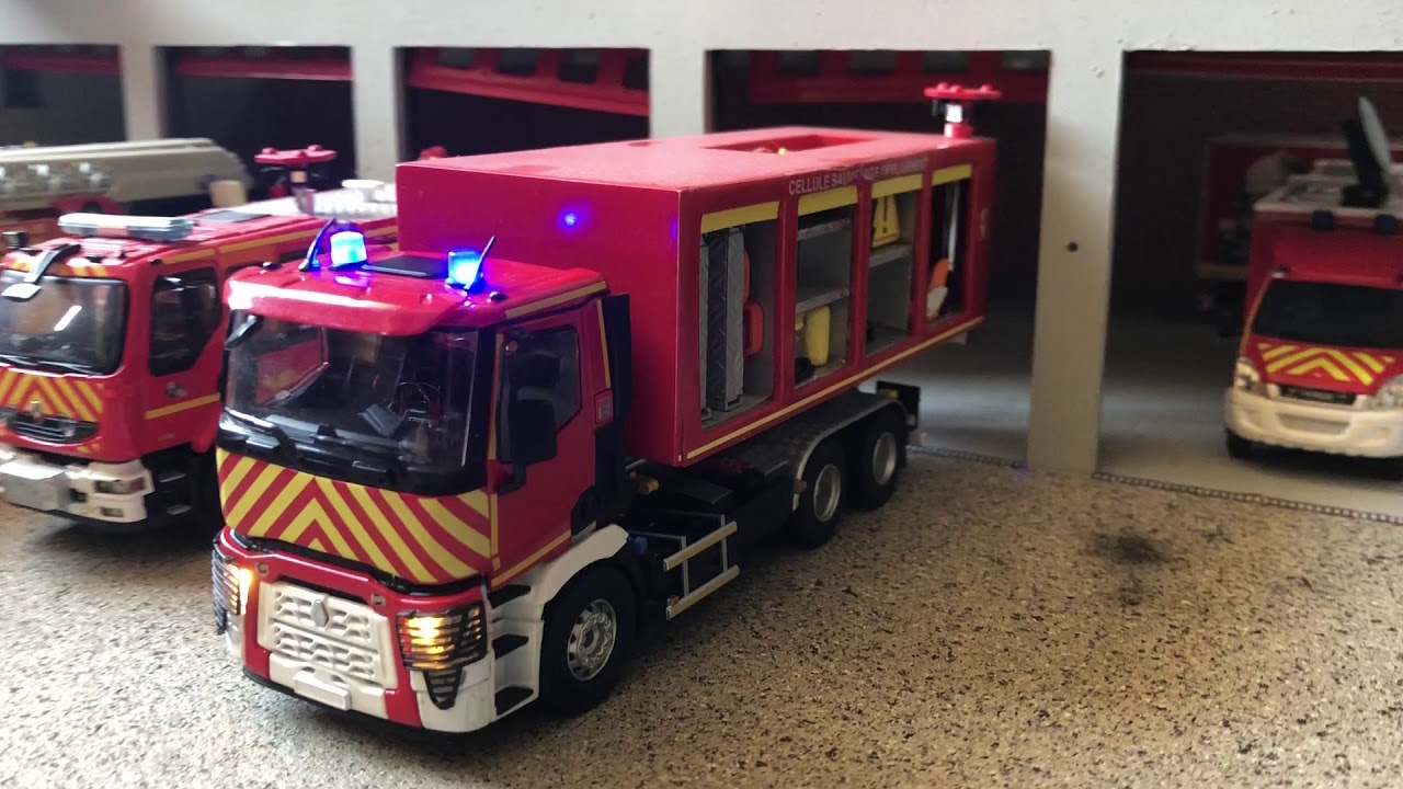CAMIONS DE POMPIER ECHELLE 1/43 - YouTube