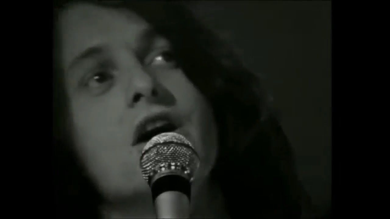 Yes Miscellany: 12/1/69 - Yes on Hits A GoGo - Looking Around & Beyond ...