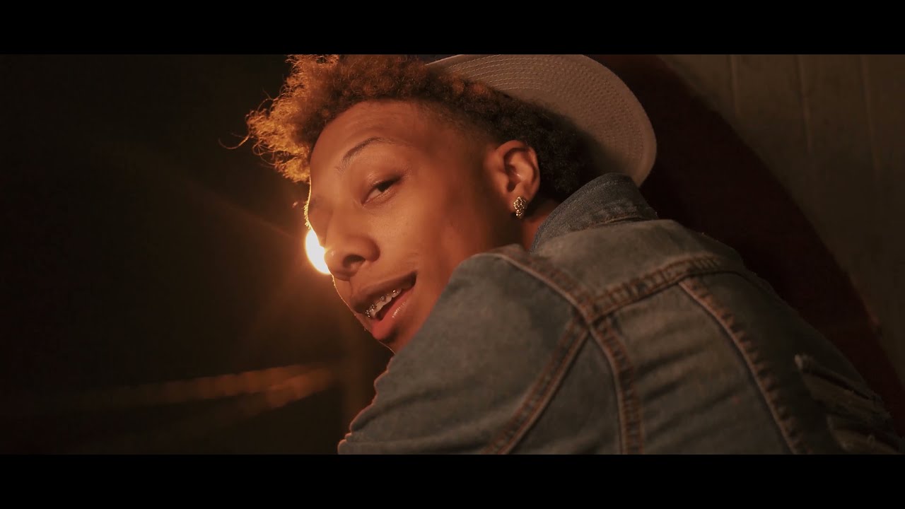 LJ BABY - Sneaky Link (Official Video) - YouTube