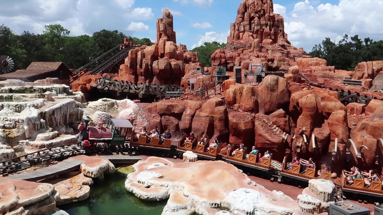 SUMMER STAYCATION (DAY 5) Magic Kingdom! - YouTube