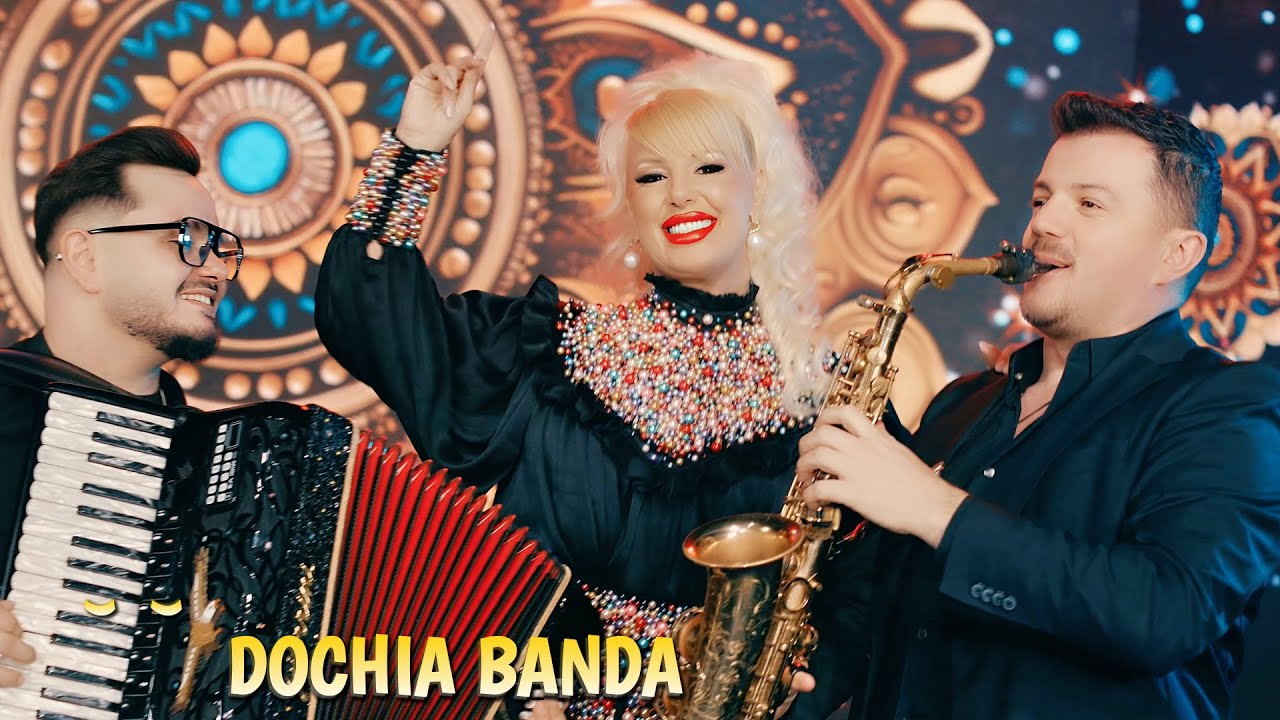 Dochia Banda & Raul Talpa - De la Rusca-n Orsova [videoclip oficial ...