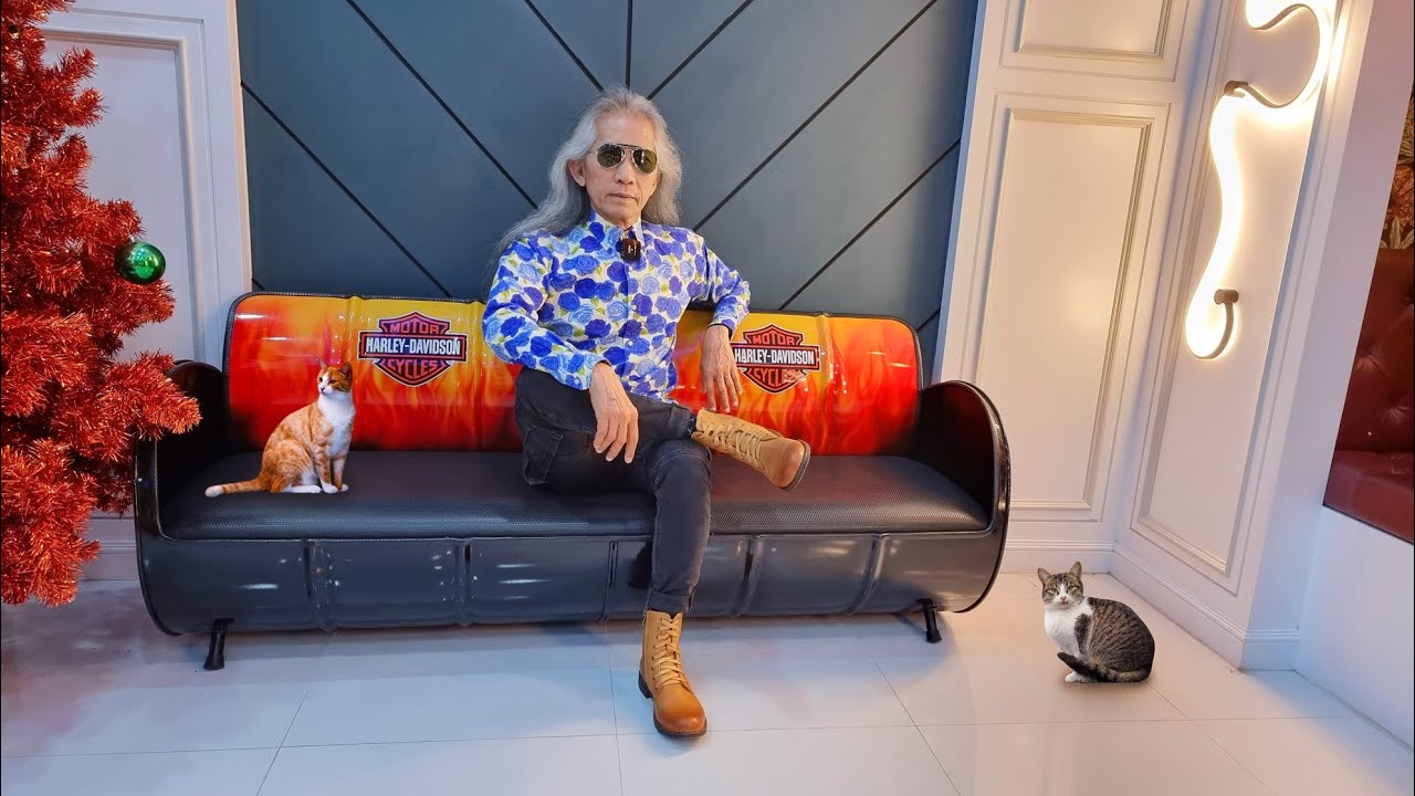 When you are aware of your thoughts,wisdom will arise. Suffering and happiness will fade away ...