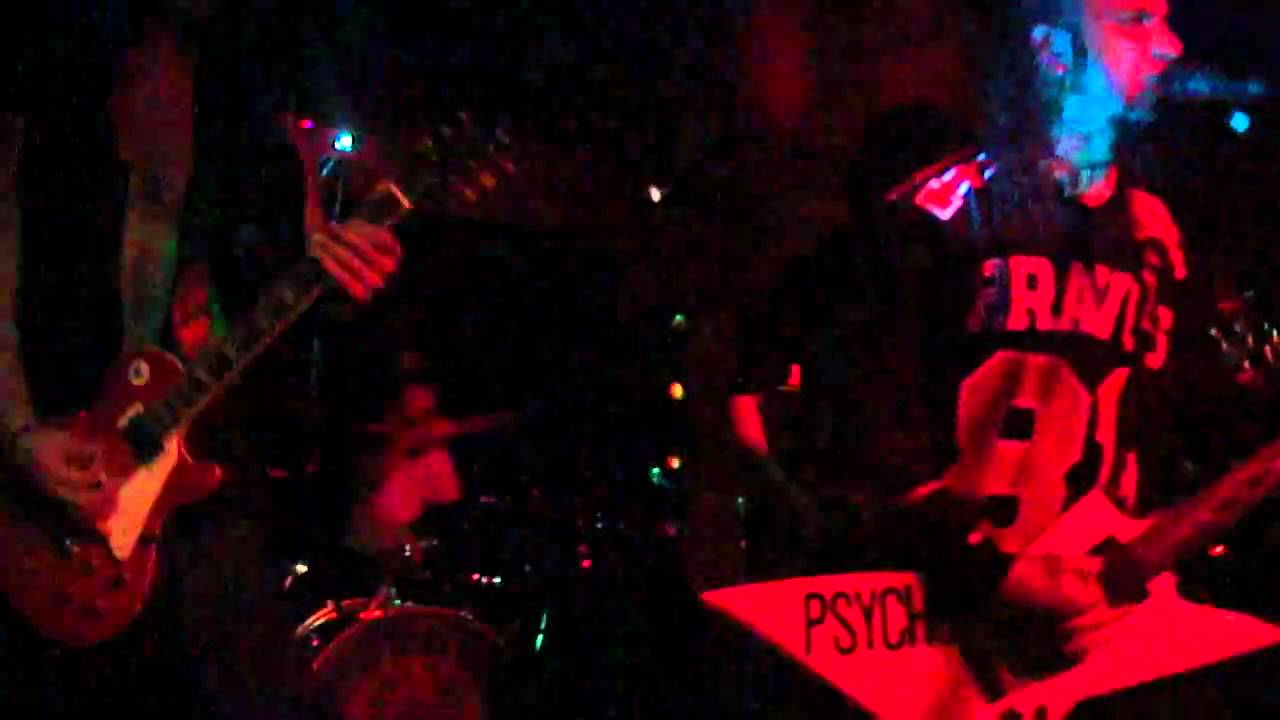 Acrassicauda: Massacre - YouTube