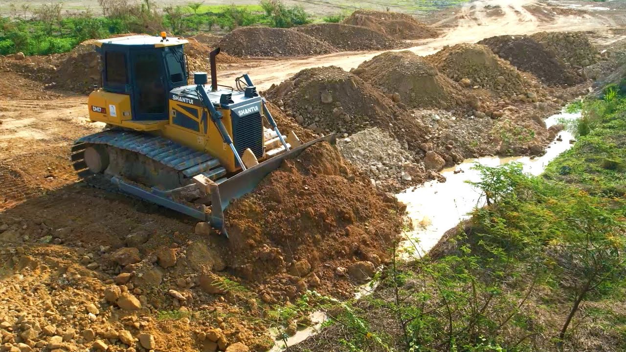 Great work dozer earthmoving tasks, cutting dirt making essential tool ...