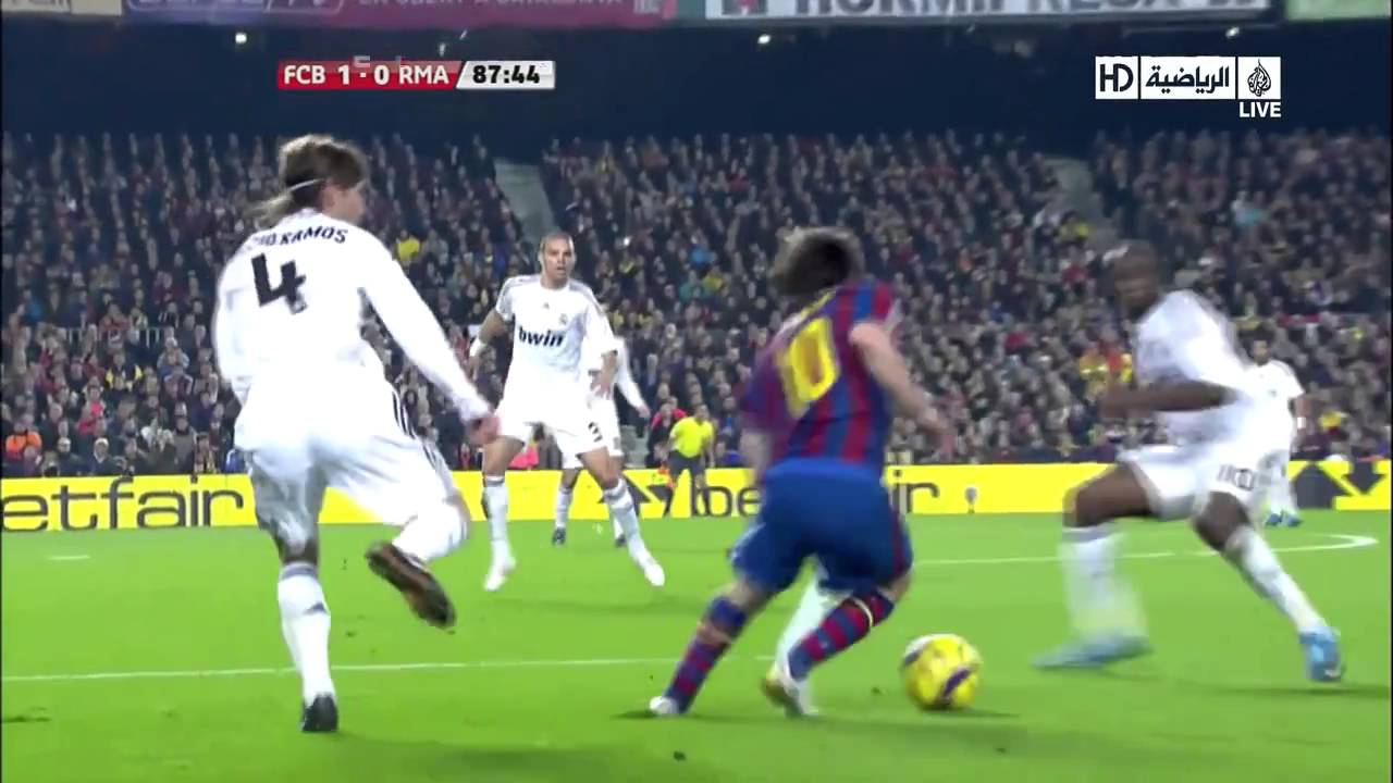Messi Chest Control & Skills - YouTube