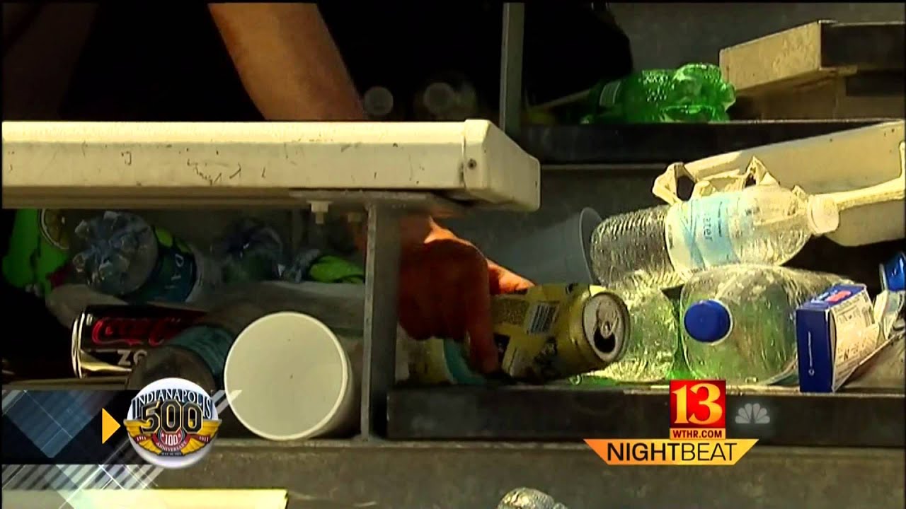 Cleaning up after the Indy 500 May 30, 2011 - YouTube