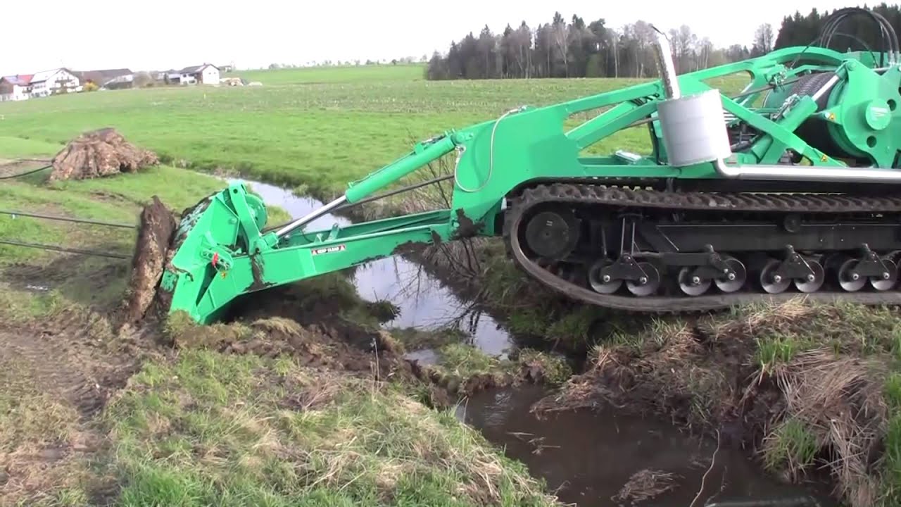 Walter Föckersperger ploughing technology - YouTube