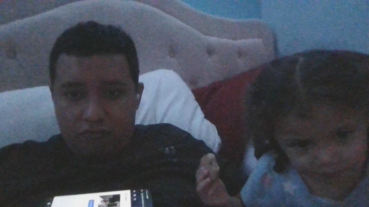 durmiendo con papi - YouTube