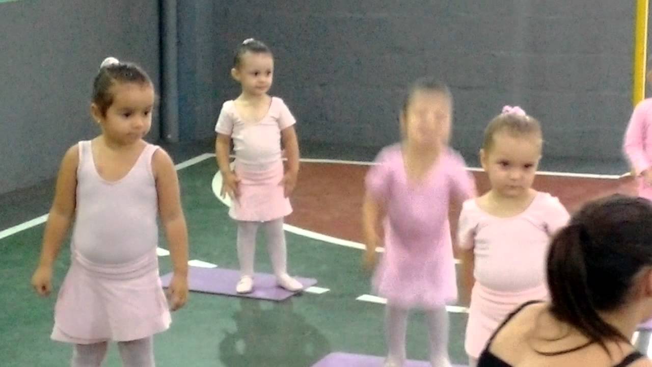 Apresentação de Ballet Isabela - YouTube