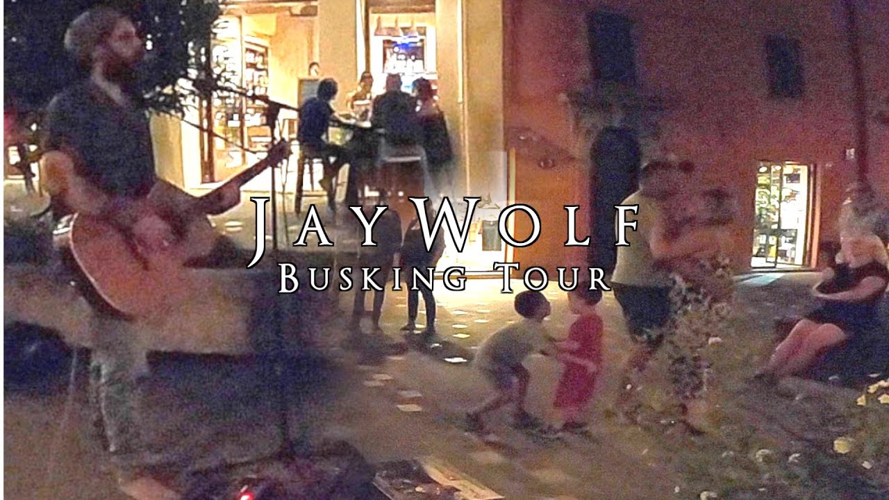 A couple fall in love while a busker's playing [Busking Tour] JayWolf ...