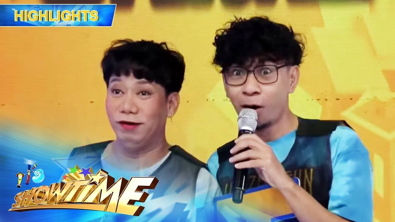 Teddy stands beside Lassy! | It's Showtime - YouTube