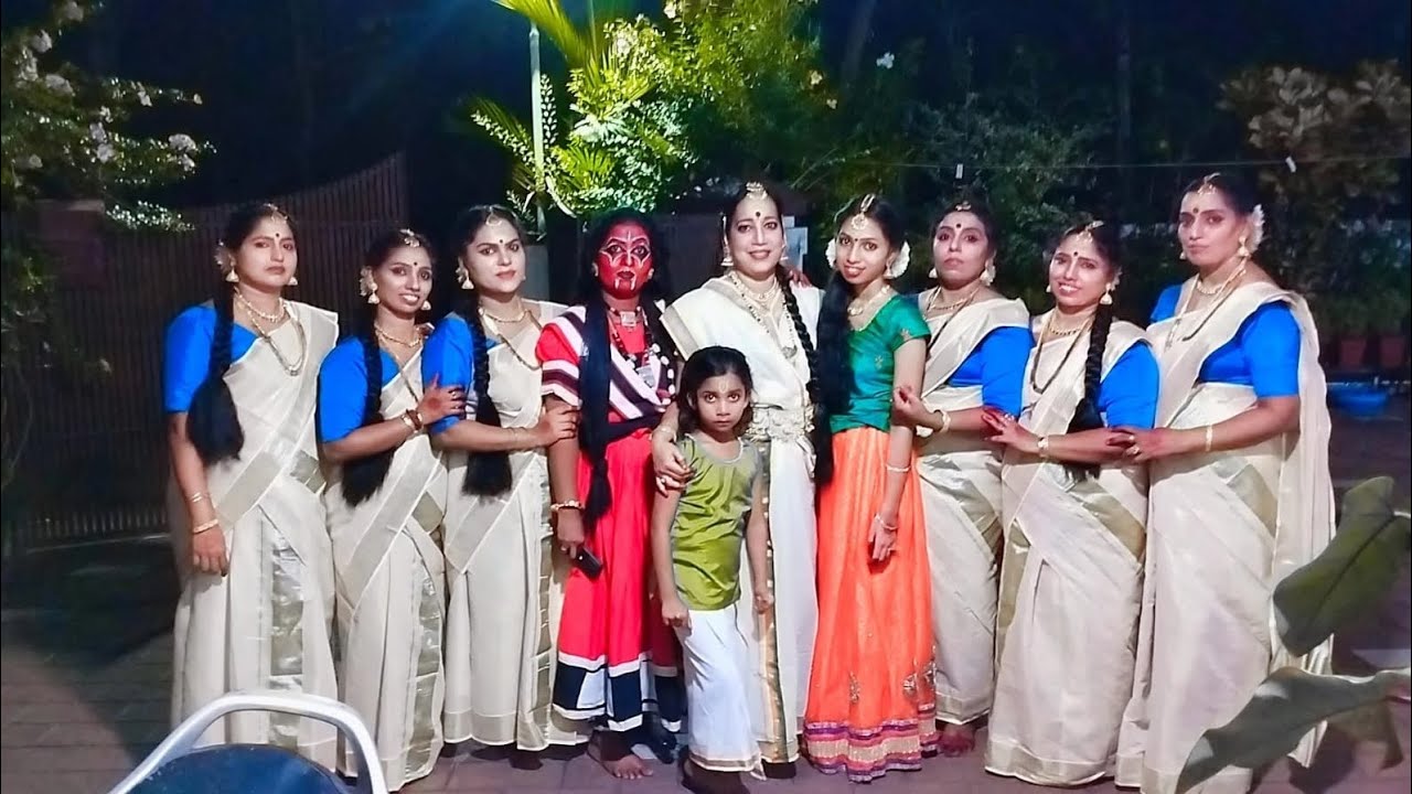 Poothappattu | Team Urvasi - YouTube