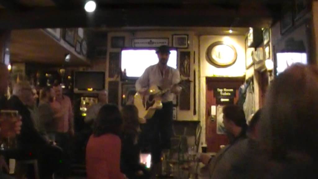 The Red Biddys in the Balrothery Inn - YouTube