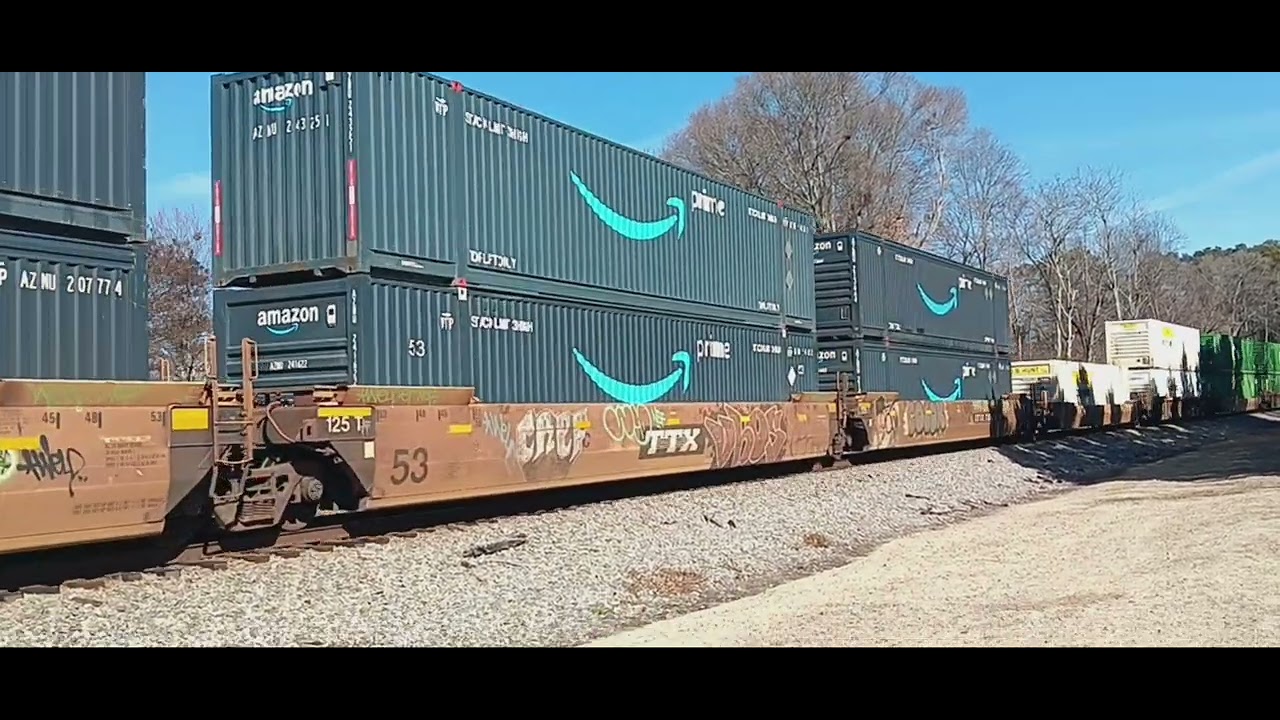 NS 281 with NS 4584 AC44C6M and NS 8015 ES44AC - YouTube