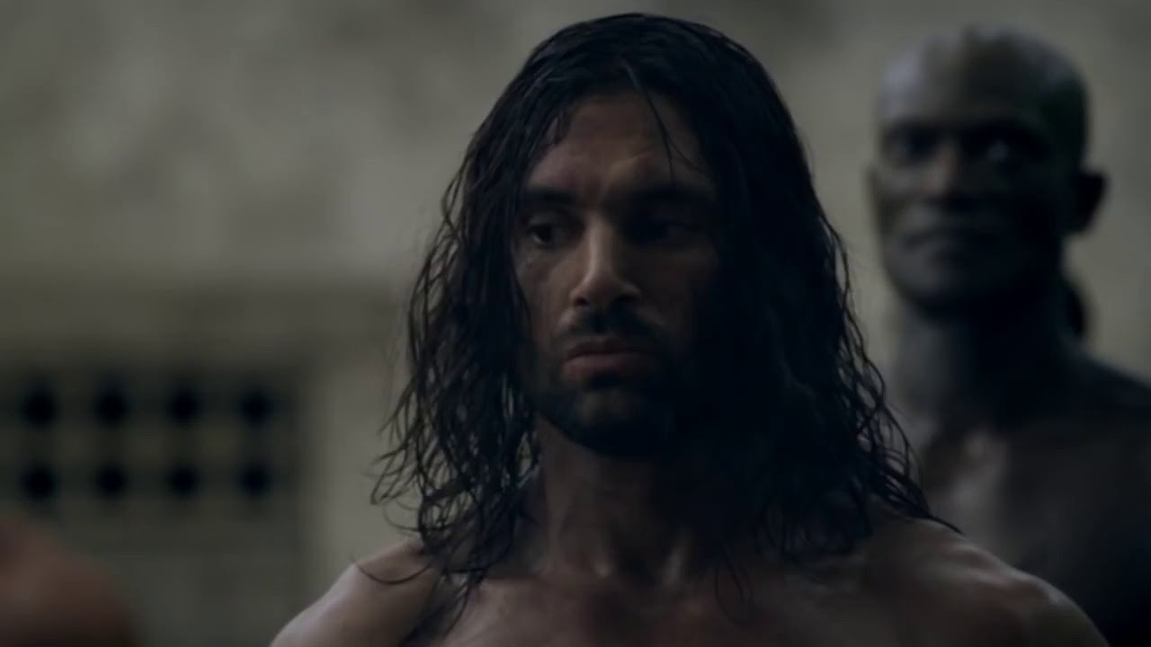 Spartacus - Crisso il campione di Capua - YouTube