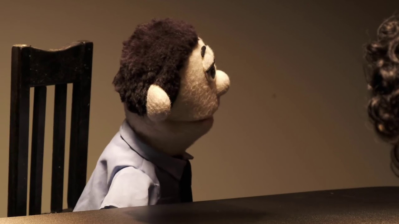 El traductor | Awkward Puppets Subtítulos en español - YouTube