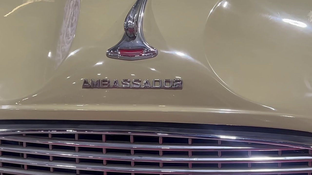 1965 Hindustan Ambassador Mark 2 - YouTube