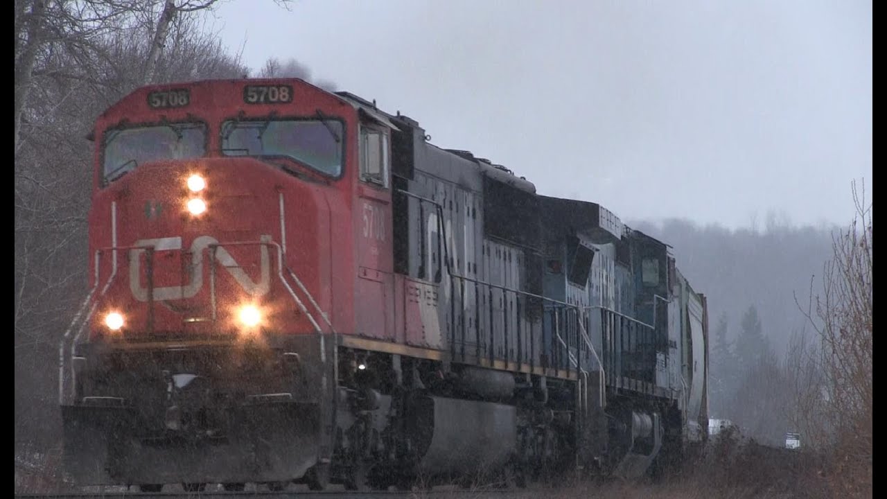 CN Train Spotting HD: Blue Devil!!! | CN 5708 & IC 2463 Leads CN 347 ...
