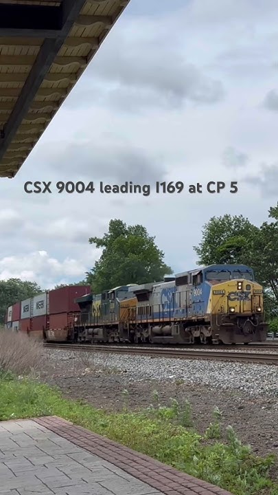 CSX 9004 leading I169 at CP 5 - YouTube