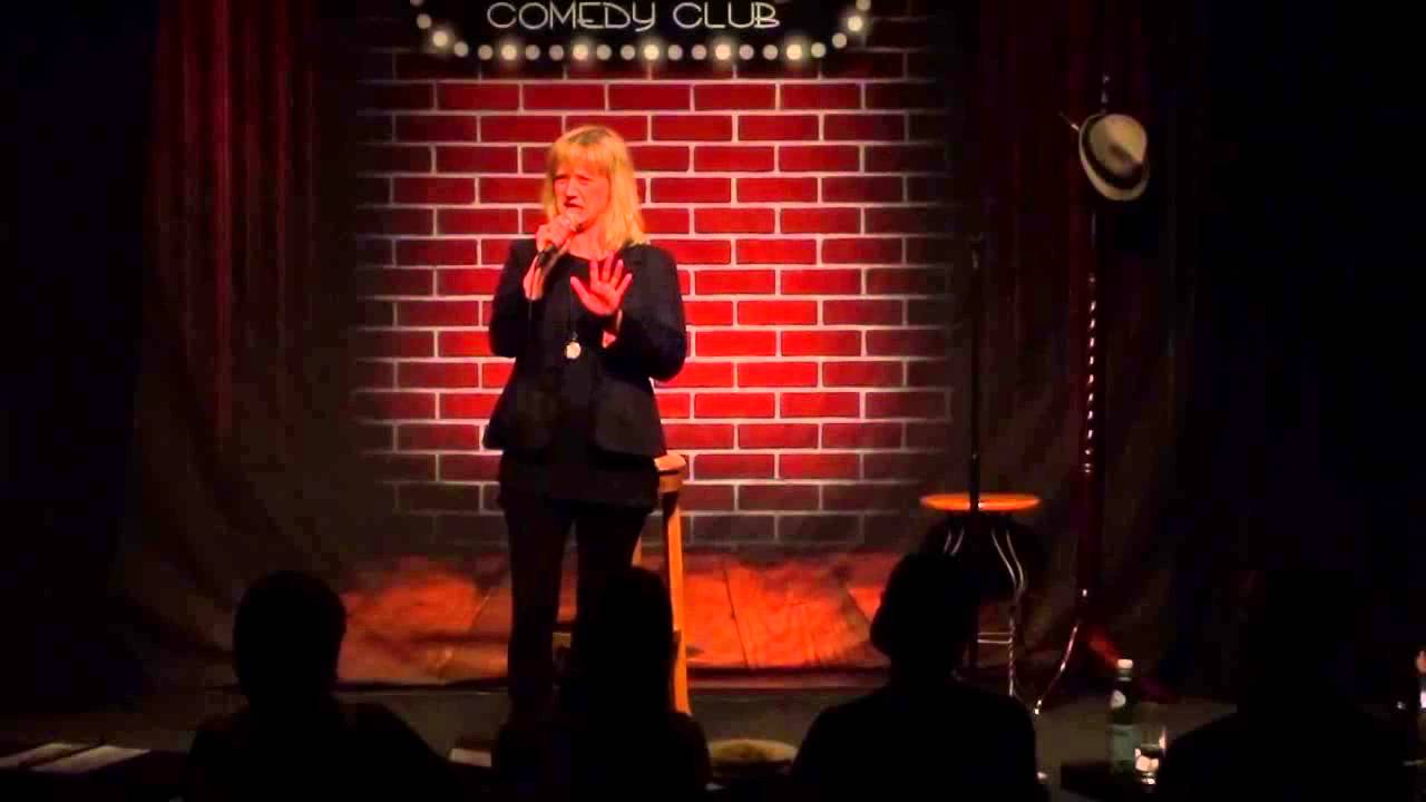 Bianca Yates Stand up at Flappers - YouTube