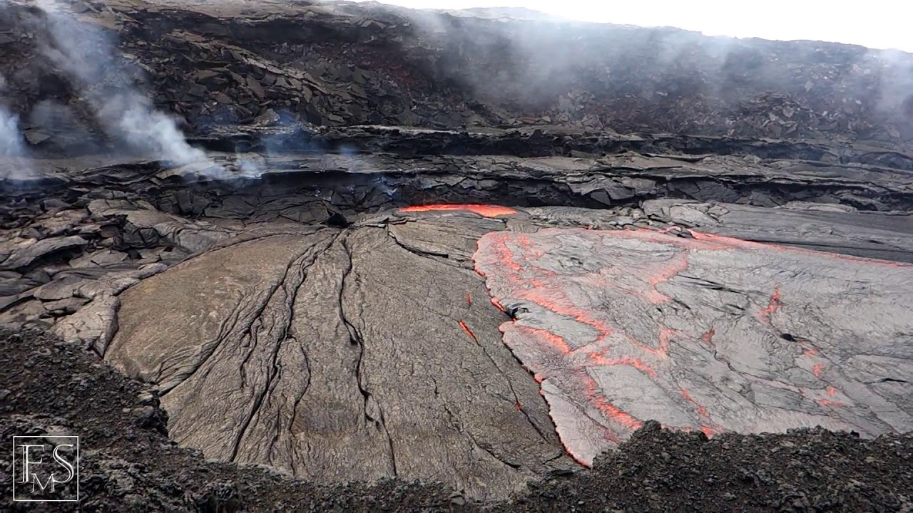 Erta Ale 2018 - New Lava Lake in Action - YouTube