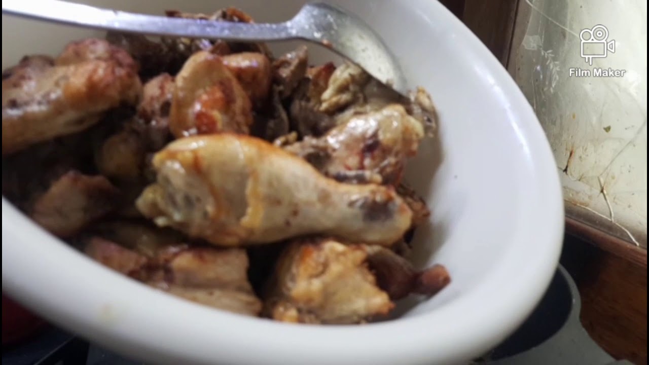 How I make my authentic chalk rice and chicken stew yummm. - YouTube