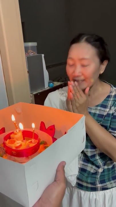 surprise ulang tahun - YouTube
