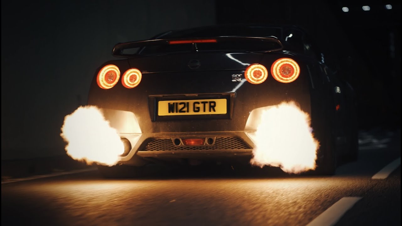 Stealth Nissan Skyline R35 GTR That Flames! - YouTube