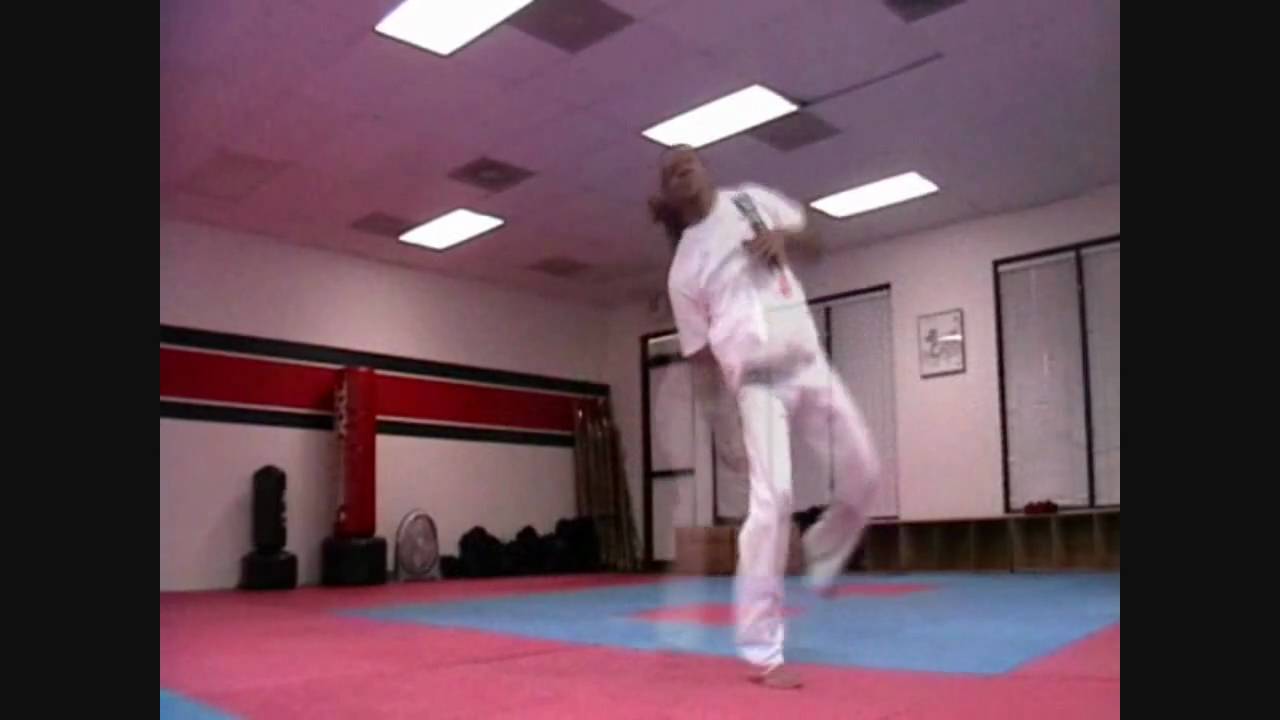 Ginga Movements by Blackie Chan - YouTube