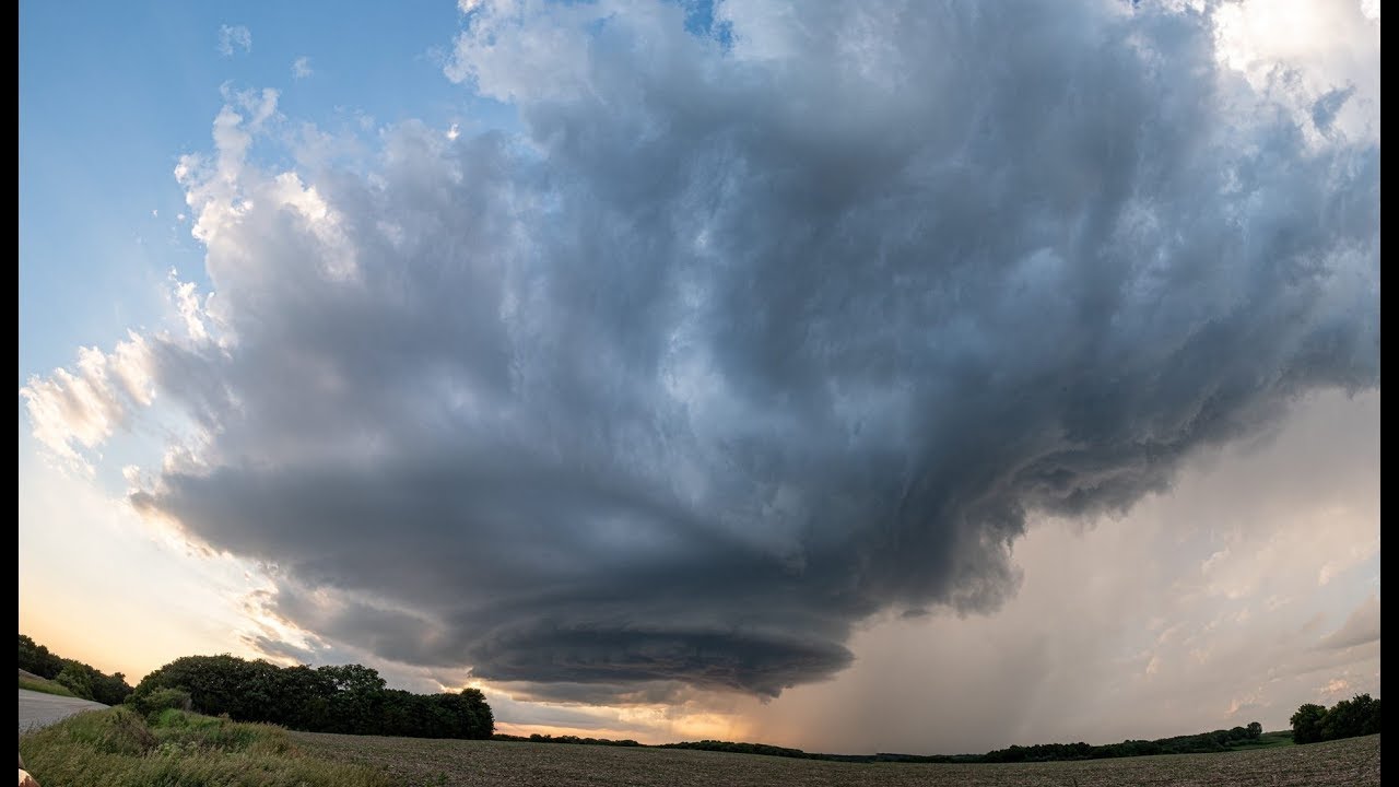 June 20, 2019 Onawa, Iowa Low Precipitation Supercell - YouTube