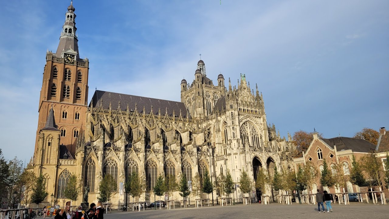 The stunning St. John's Cathedral ('s-Hertogenbosch Netherlands) - YouTube