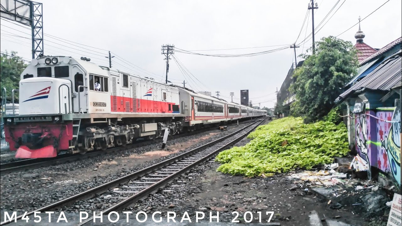 [HD] Lokomotif Angker !!! CC 201 45 (CC 201 83 07) YK memimpin KA 155 ...