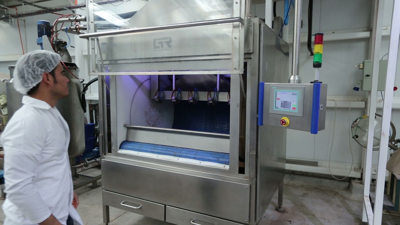 Chocolate Paninng Belt Coater - YouTube