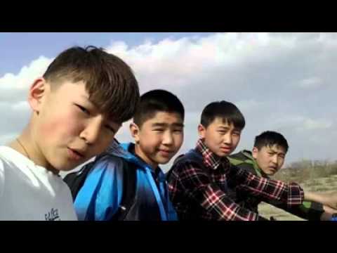 2014-Uudam unplugged singing "найз минй" 乌达木清唱一段"小朋友" - YouTube