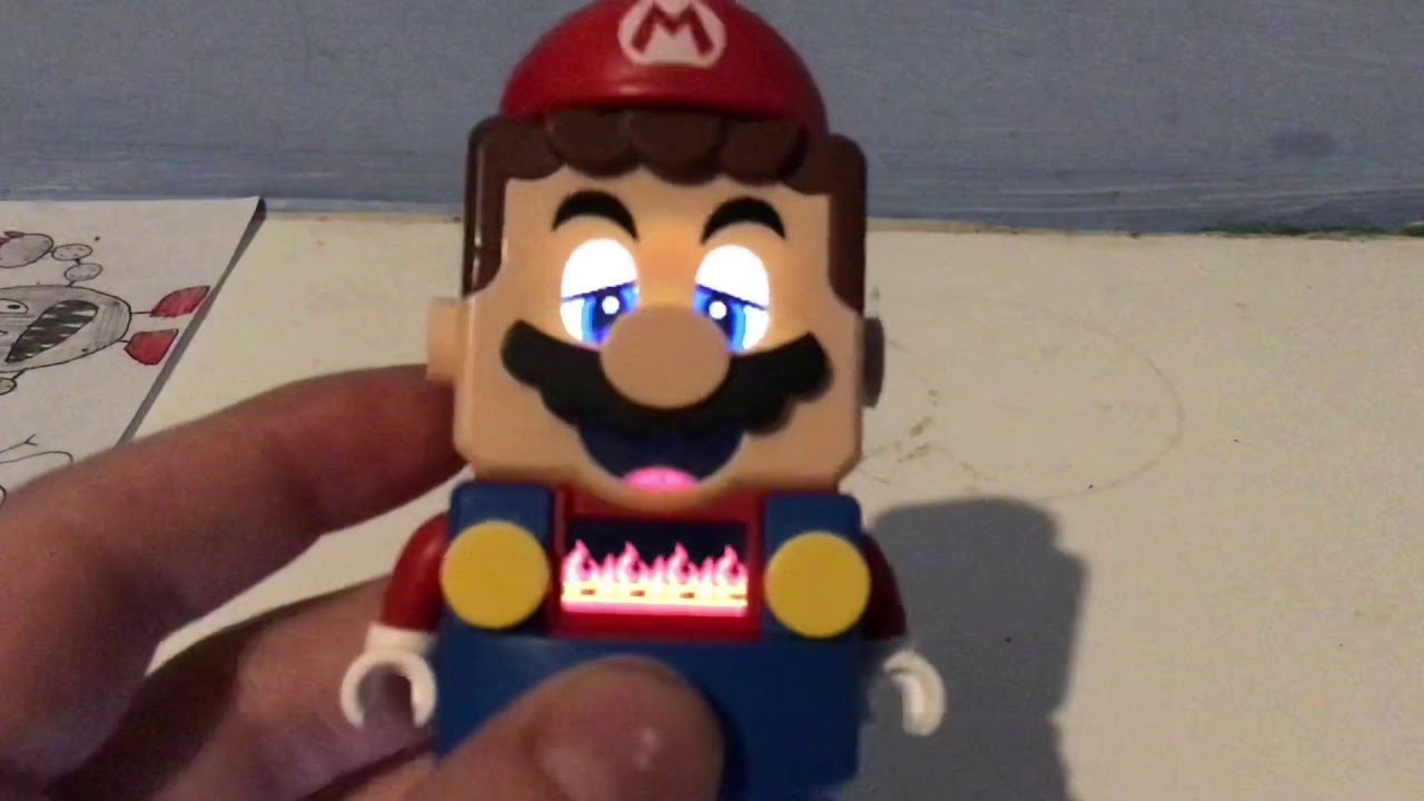 When Lego Mario’s battery dies - YouTube