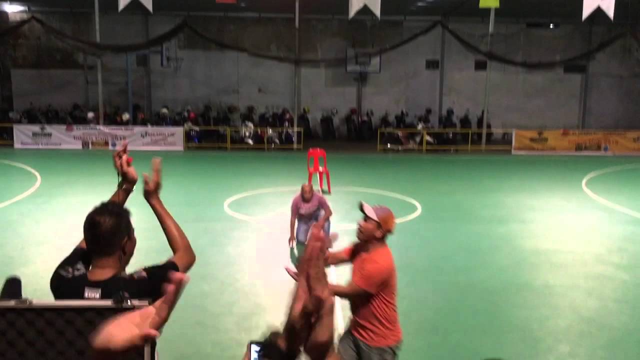 Flying Wheel Basketball "Reza Dance Performance" 301115 - YouTube