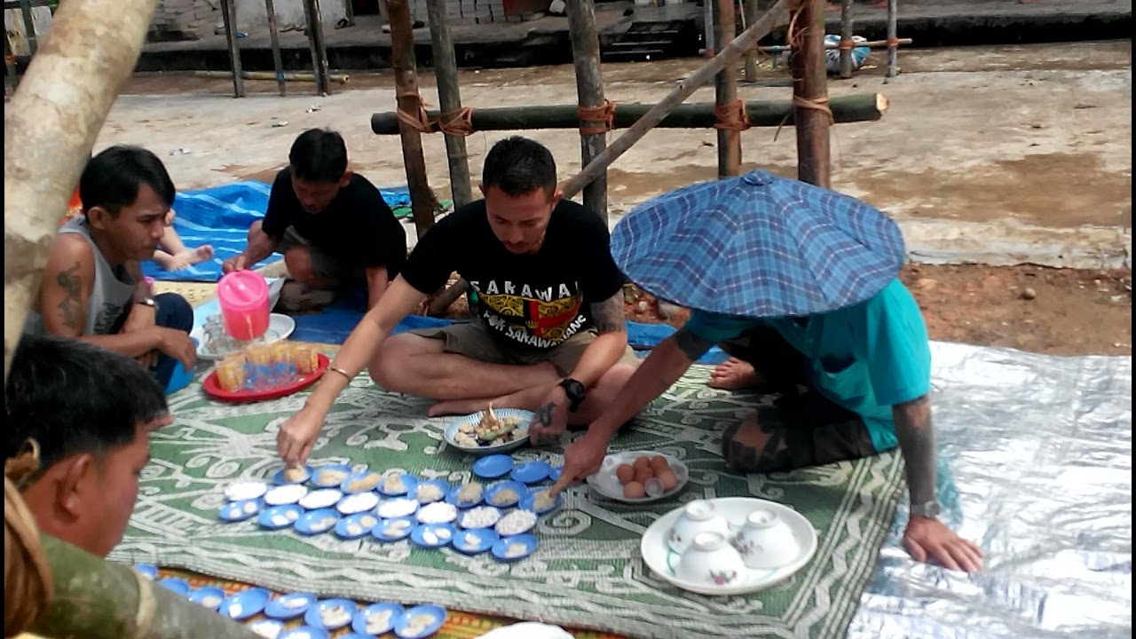 Pengawa Miring Teresang tinggi Dayak Iban - YouTube