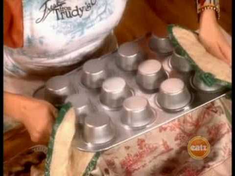DUPONT COOKING SHOW SPOOF:TRUDY MAKES MUFFINS - YouTube