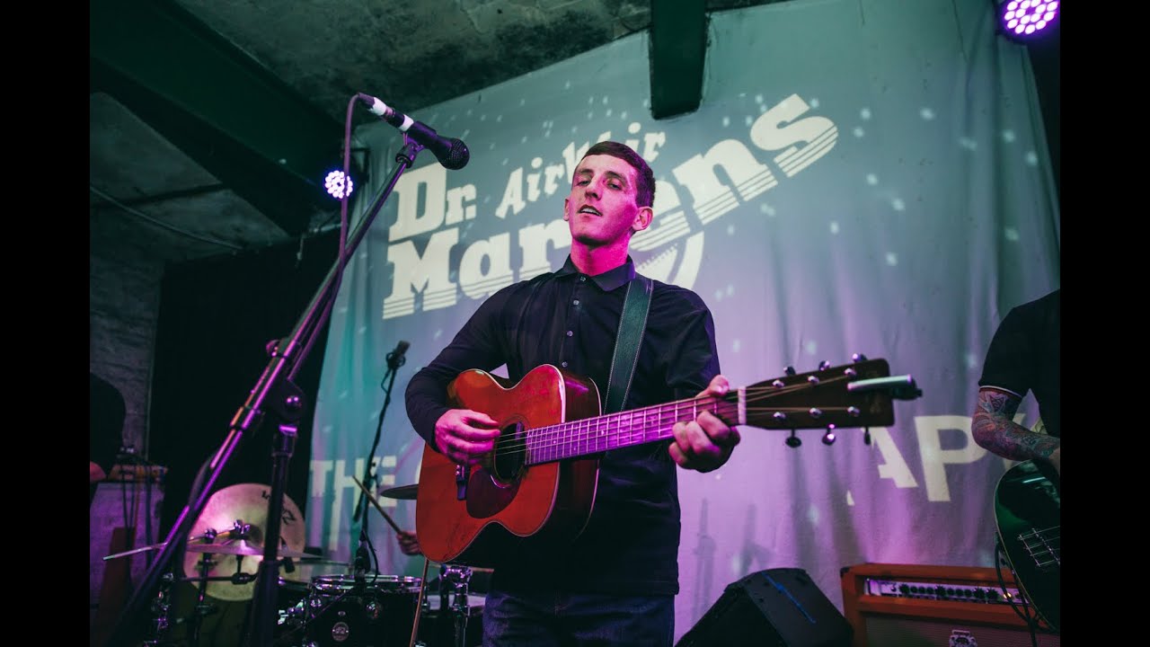 LOUIS BERRY - 'RESTLESS' | THE GREAT ESCAPE | DR. MARTENS - YouTube