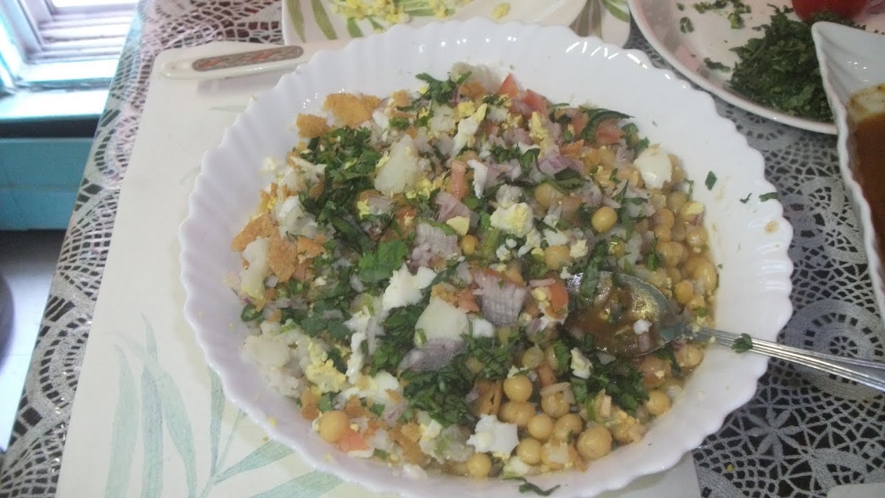 How to make (assemble) chatpati - YouTube